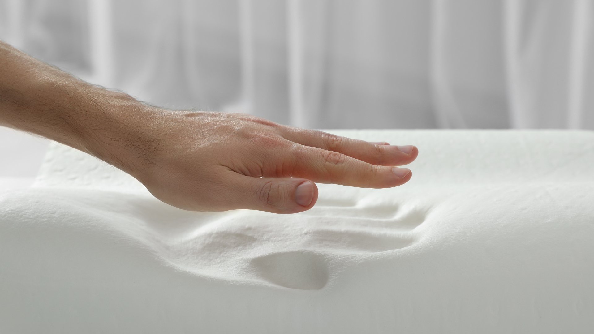 Learning about memory foam | Sealy Singapore
